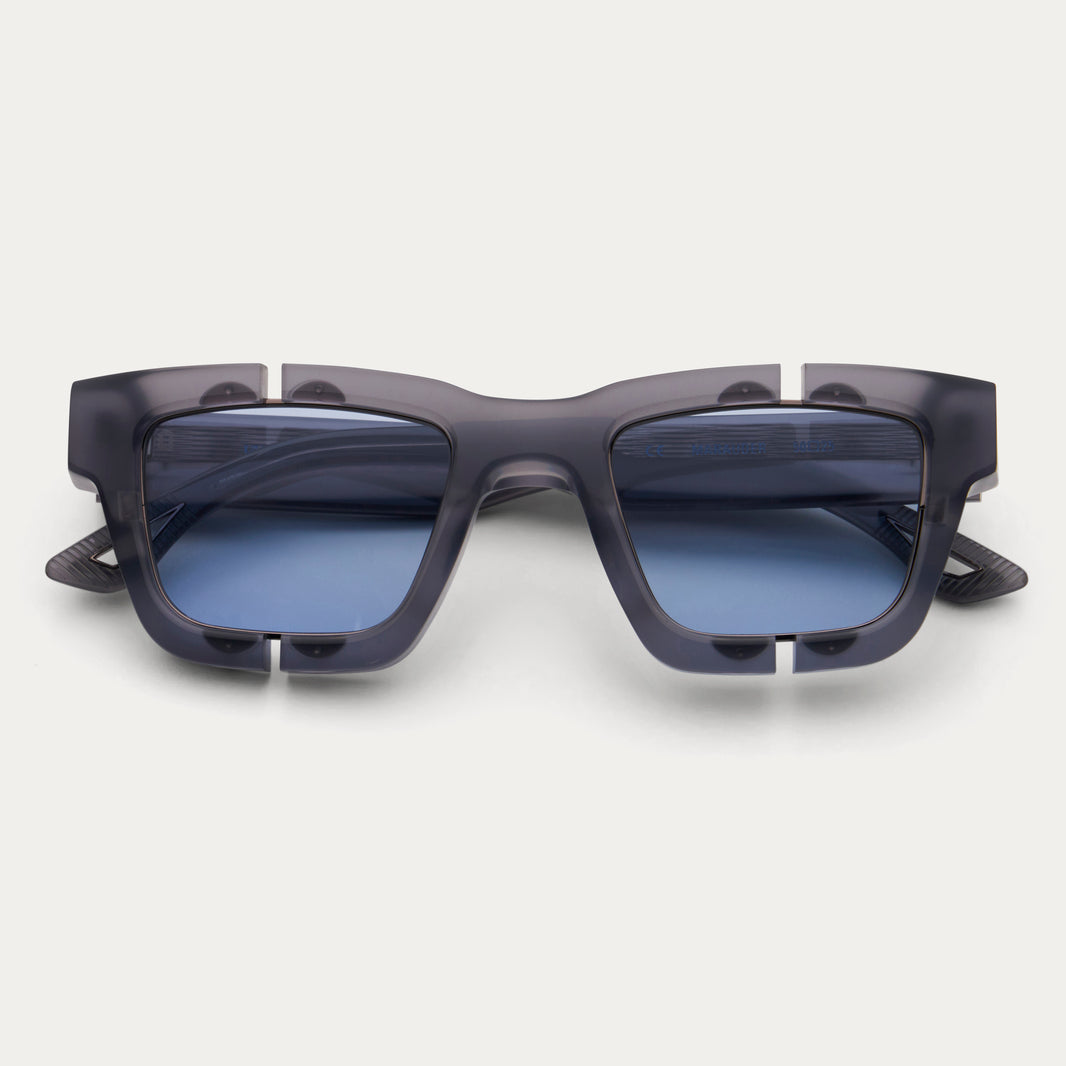 MATTE BLACK VANTA | ICON – JAMES ORO