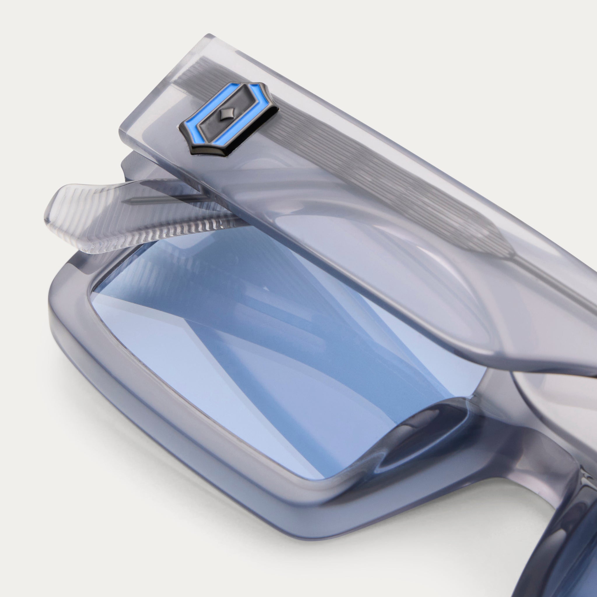 SKYLINE ICON – JAMES ORO