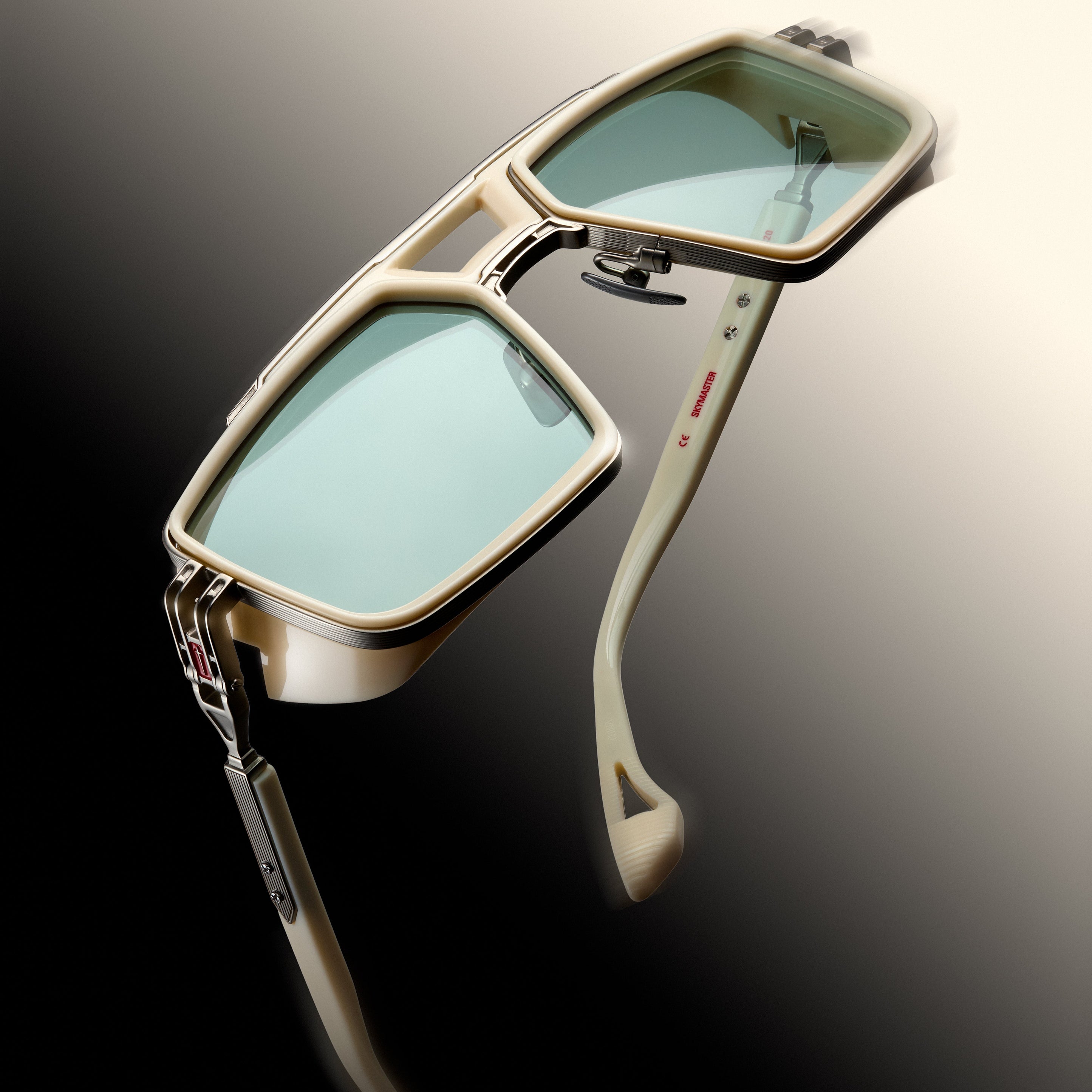 CRYSTAL IVORY SKYMASTER – JAMES ORO