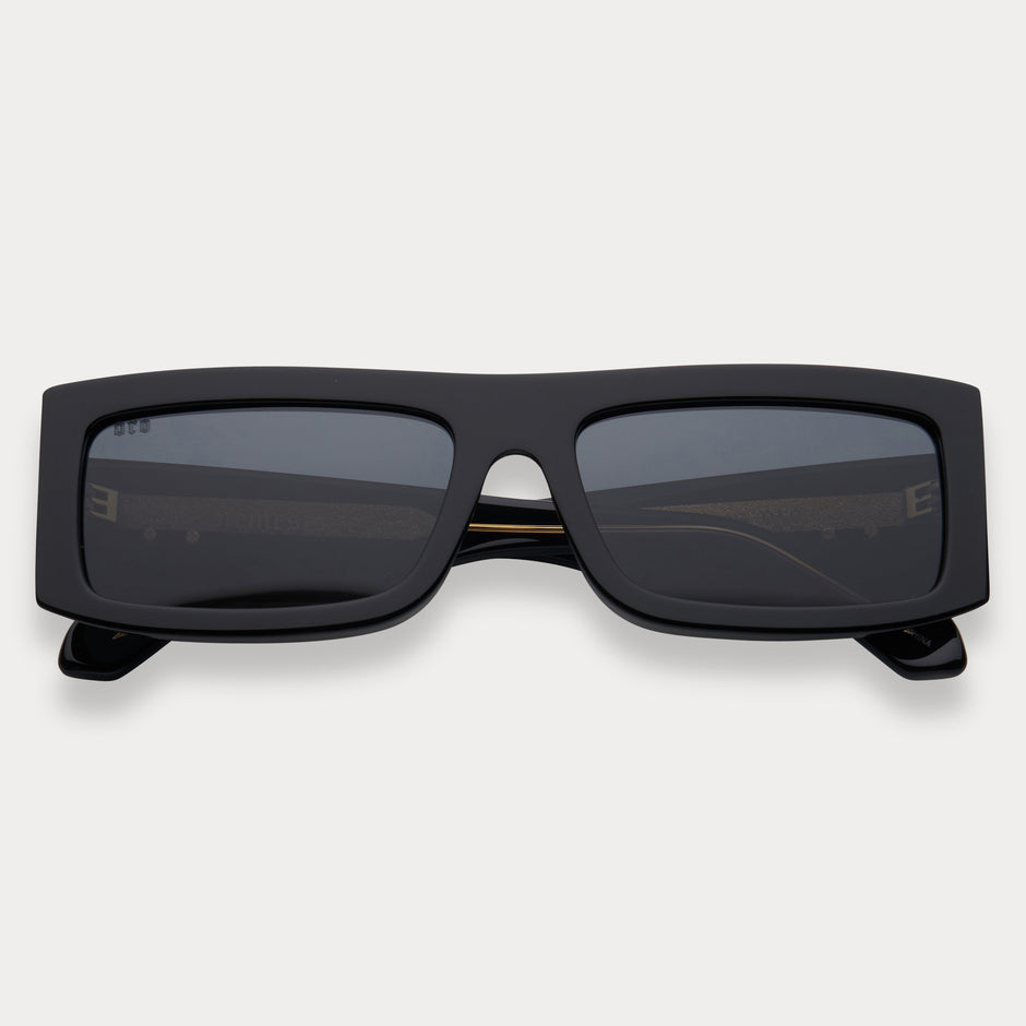 SHADOW SEPIA | ICON – JAMES ORO