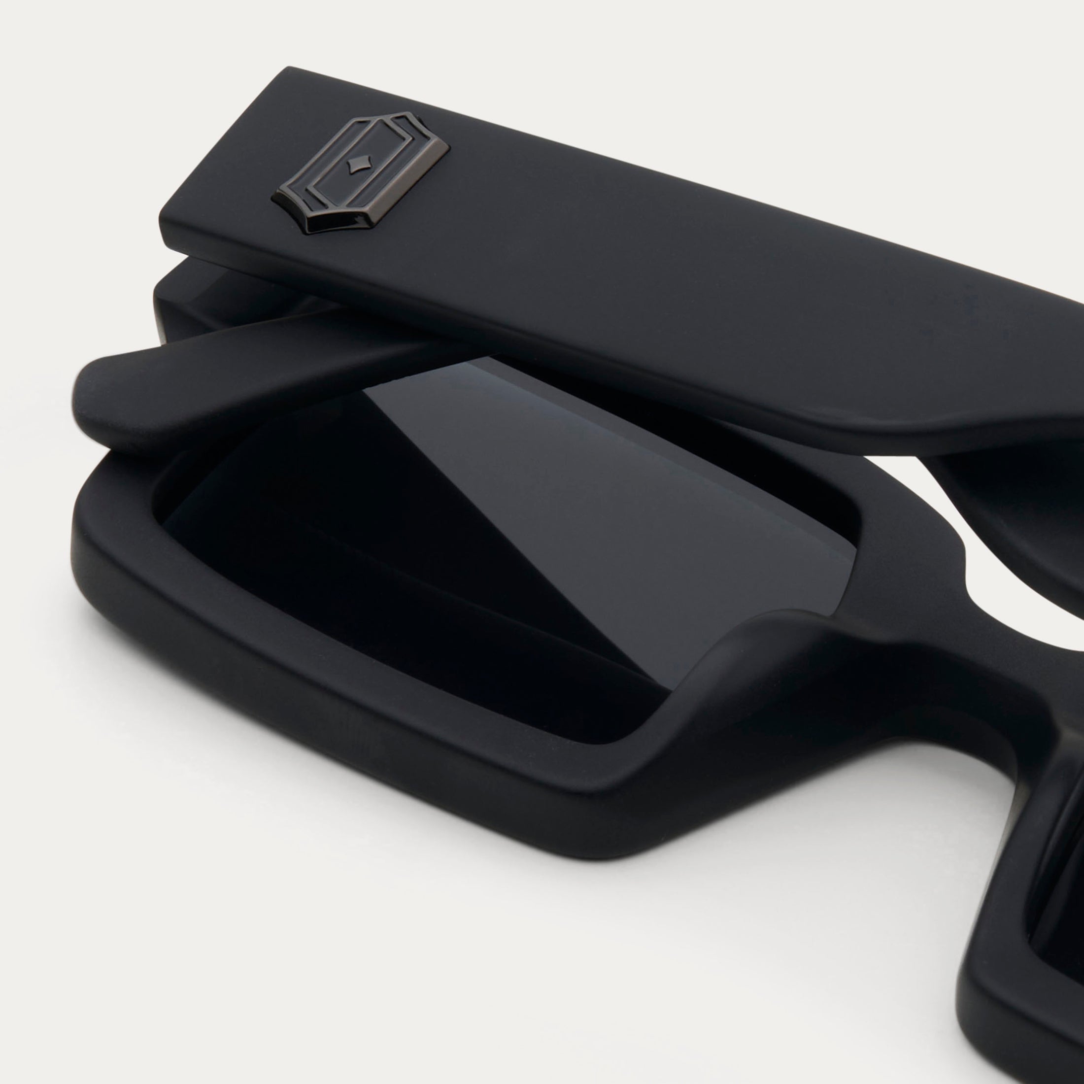 MATTE BLACK VANTA | ICON – JAMES ORO