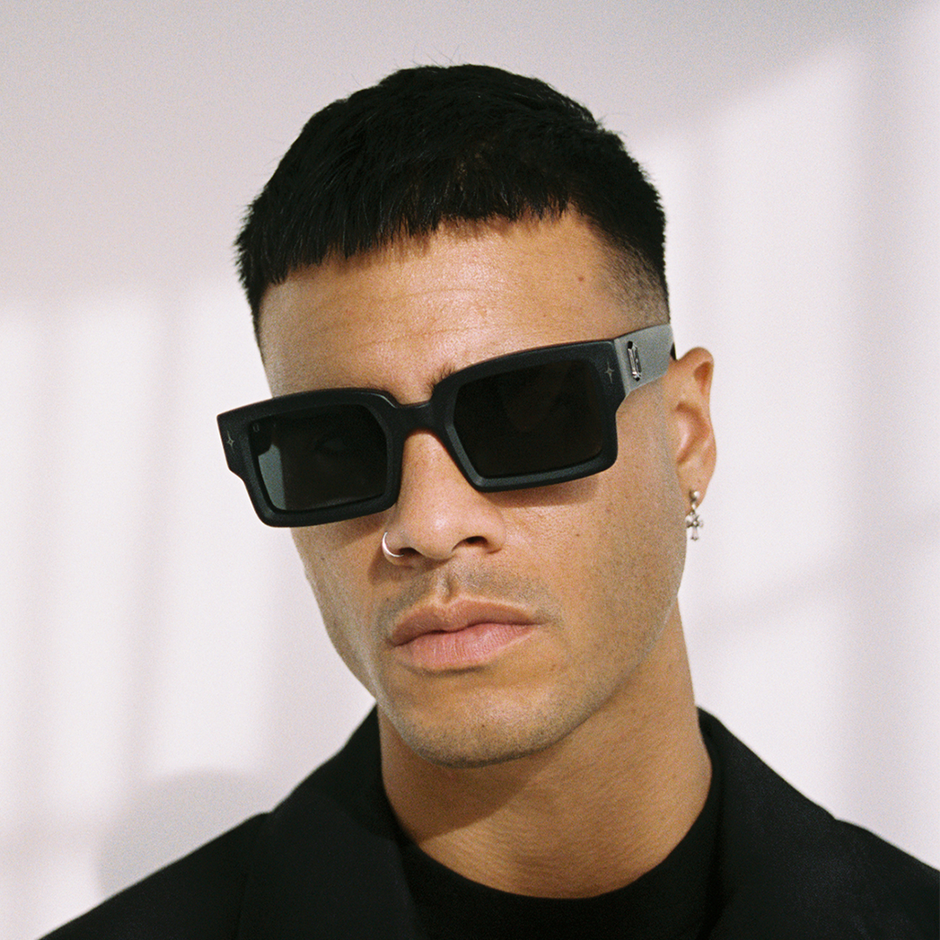 JAMES ORO - OFFICIAL SITE